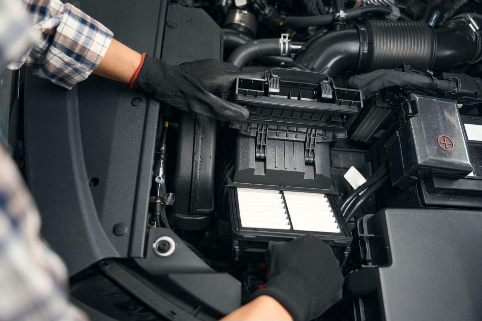 Understanding What is an ECM Fuse - Solo Auto Electronics