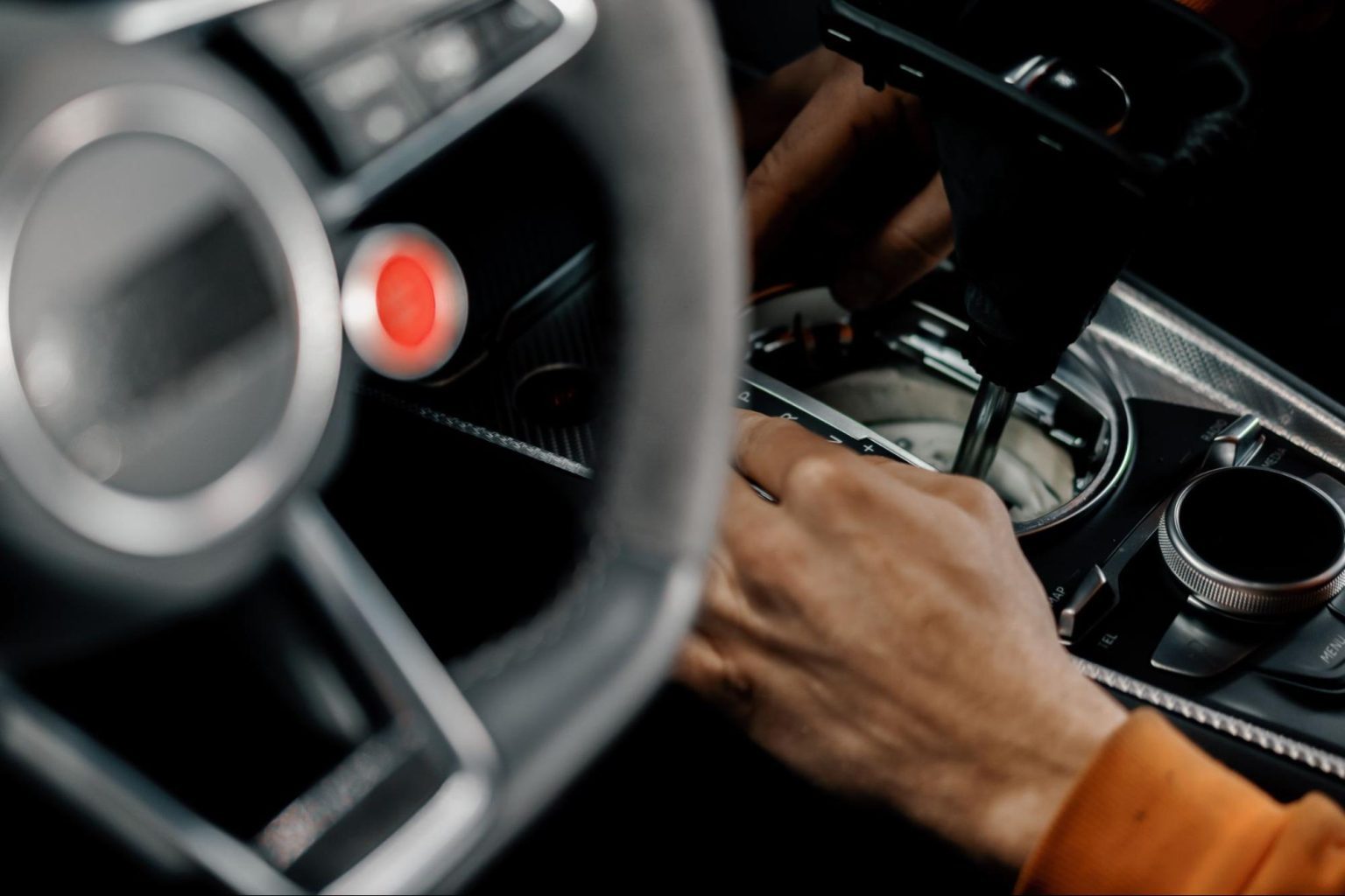 P0700 GMC Sierra: Meaning, Causes & Fixes